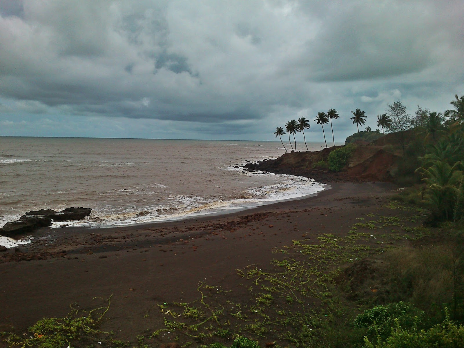 NIfISH tRAVELOGUES: Redi Beach (Sindhudurg)
