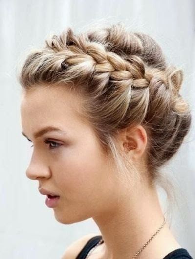 Pilihan Model Rambut Wanita Terbaik Untuk Acara Pesta - Prom Hairstyles ...