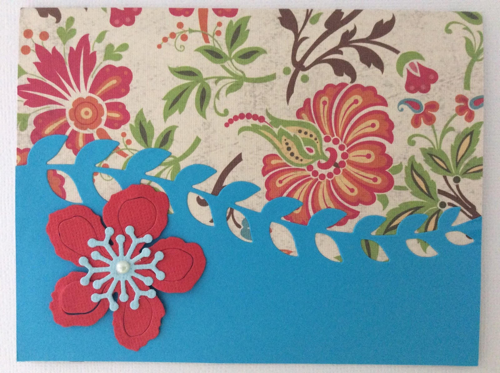 Paula Crafting: Flowery cards / Cartões floridos