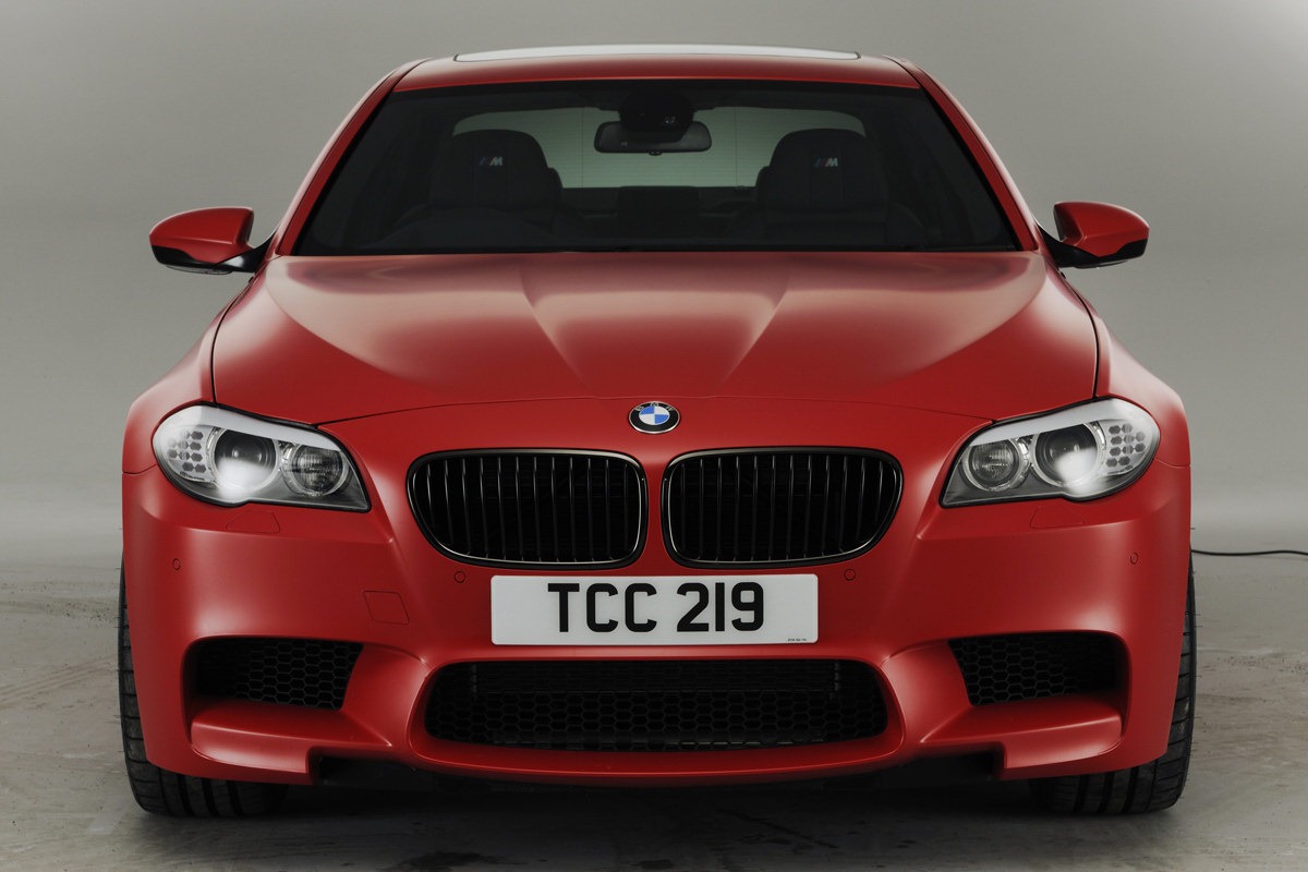 BMW M PERFORMANCE SPRUCES UP MIGHTY M5 - Awesome Cars: BMW M ...