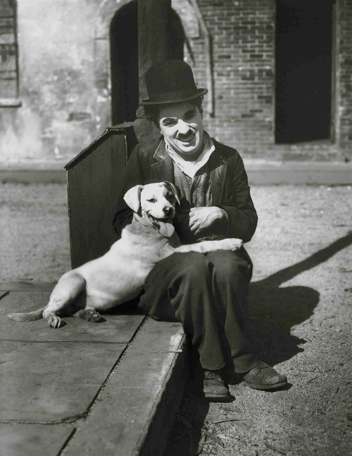 earinna: Charlie Chaplin - A Dog Life (1918)