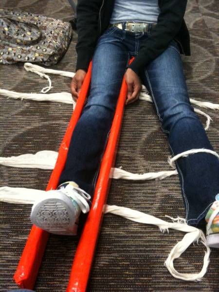 NLC FIRST AID: Rigid Splint Leg