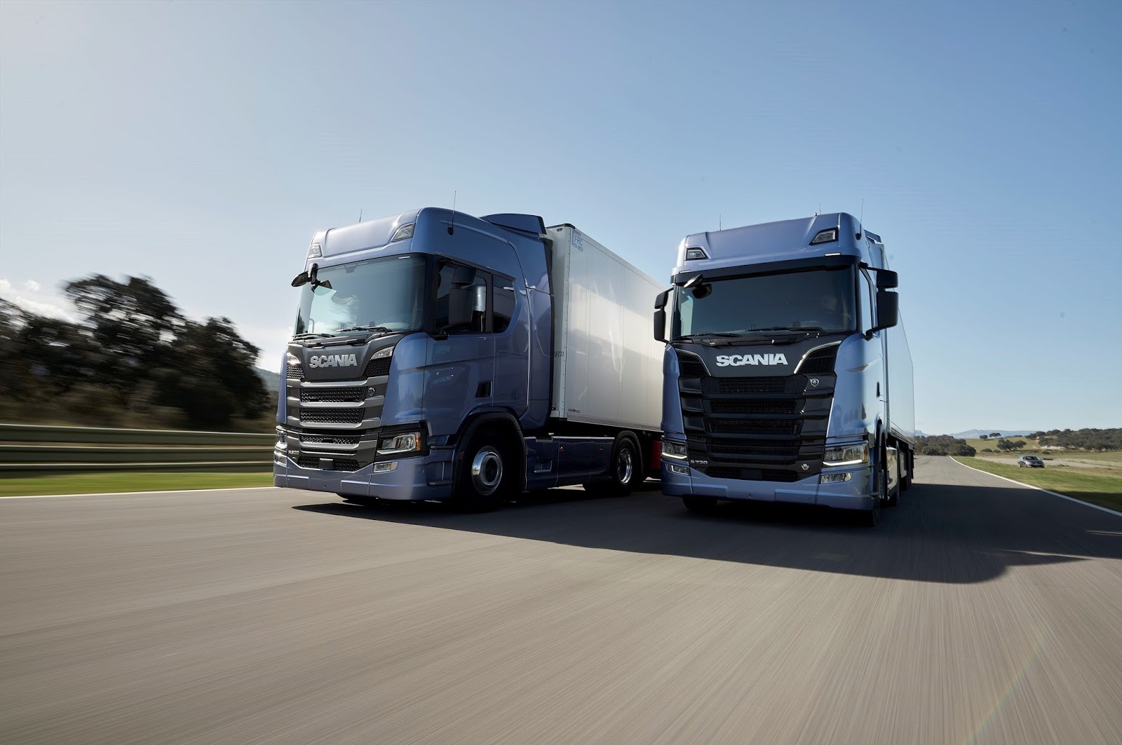 Scania apresenta nova geração de caminhões