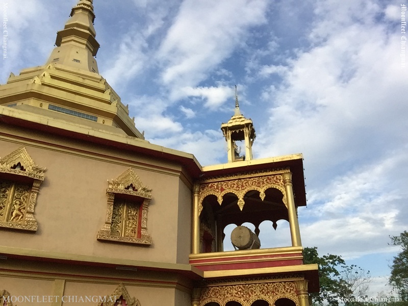 Moonfleet Asia: 14.04.2560 วัดป่าโพนเพาวนาราม(Wat Paphonphao Vanaram ...