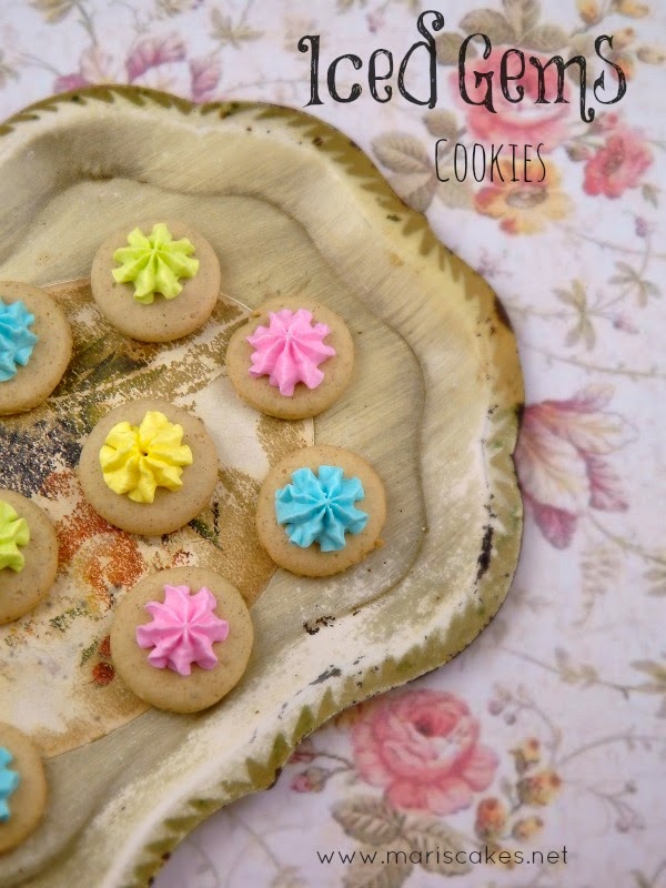 Meringue Kissed Cookies or Iced Gems Cookies | Mari's Cakes (English)