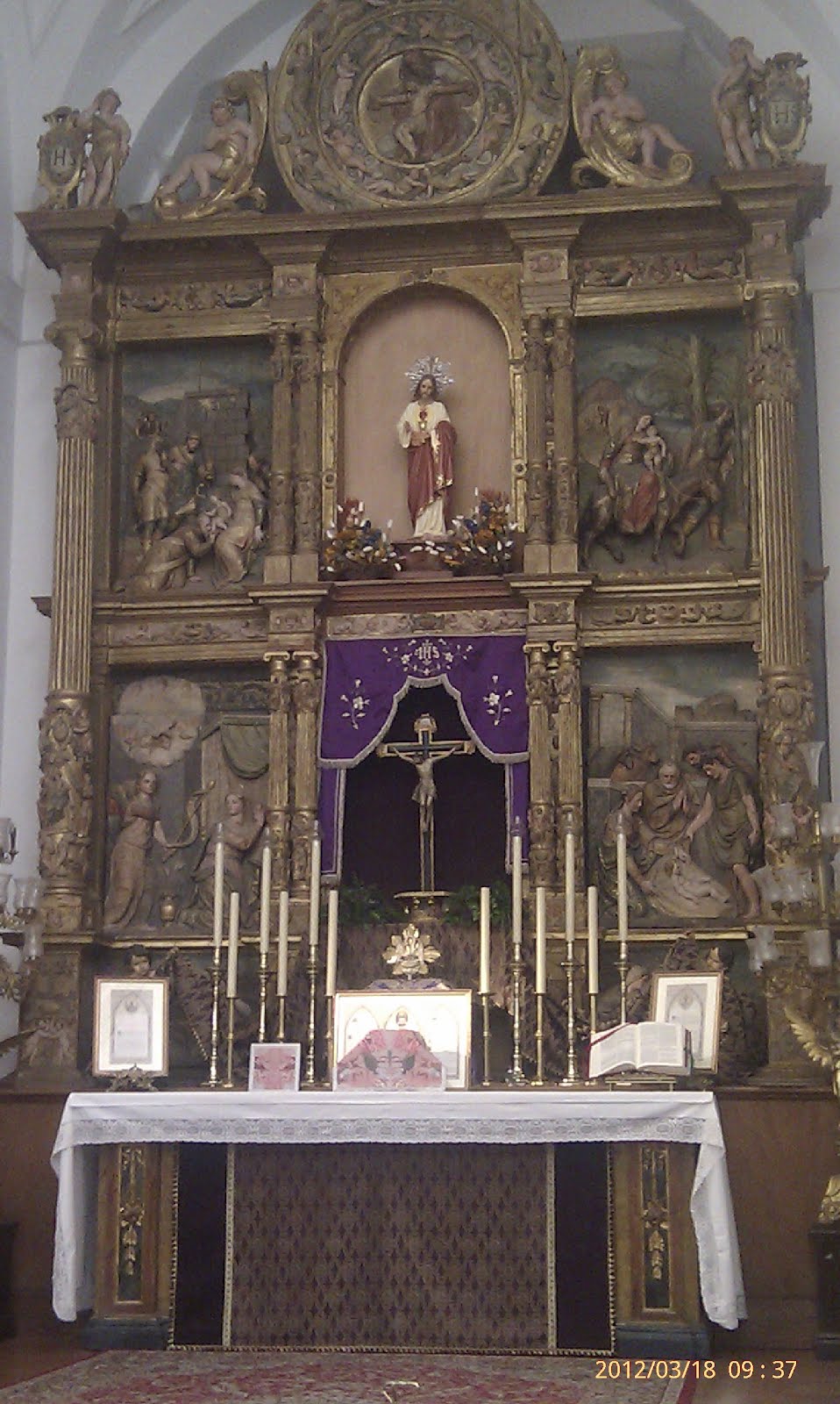 Tradición y Patria 1492: ALTAR CATÓLICO