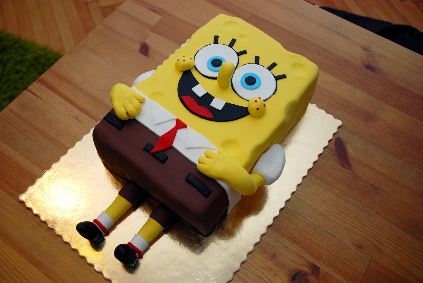 Babeczka: Tort spongebob, Tort Pingwiny z Madagaskaru i Julian, Tort ...