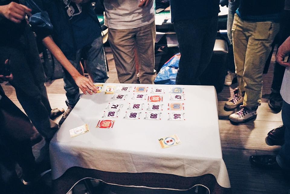 Hiew's Boardgame Blog: boardgaming in photos: Take 6, Loopin' Louie