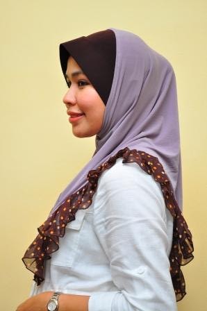 Qaseh: Tudung Awning Renda Chiffon Polka Dot