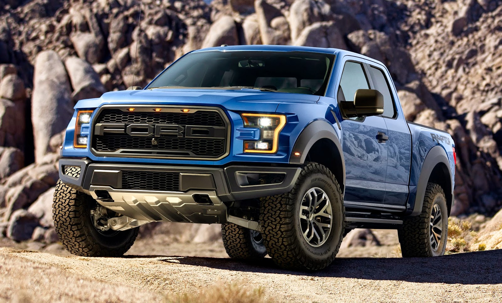 Ford apresenta nova Raptor e Shelby GT350R em Detroit
