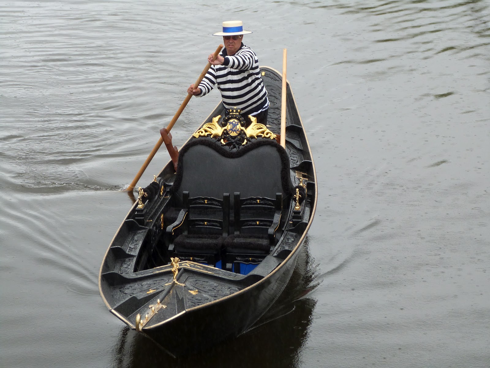 The Gondola Blog: Attention to the Details of the Tramontin Sandolo