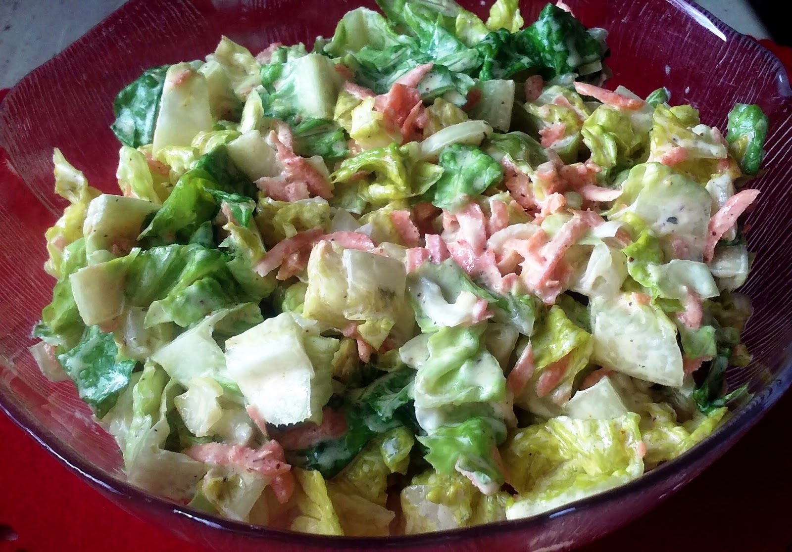 Surówka z sałaty rzymskiej | Talerz przyjemności