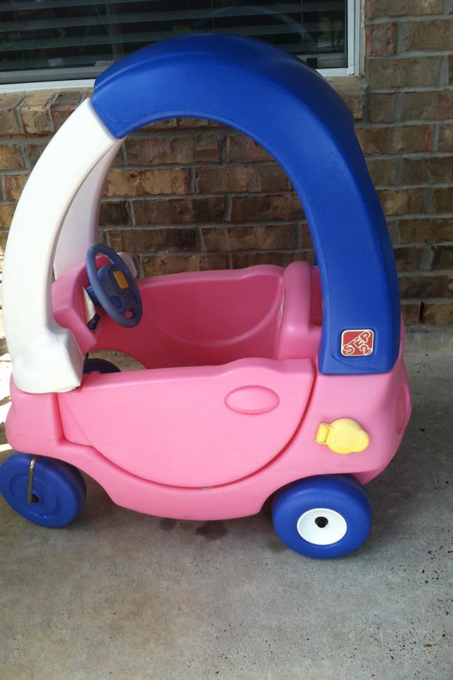 Roper Round-Up: Ladybug "Bug-Mobile" Cozy Coupe Makeover