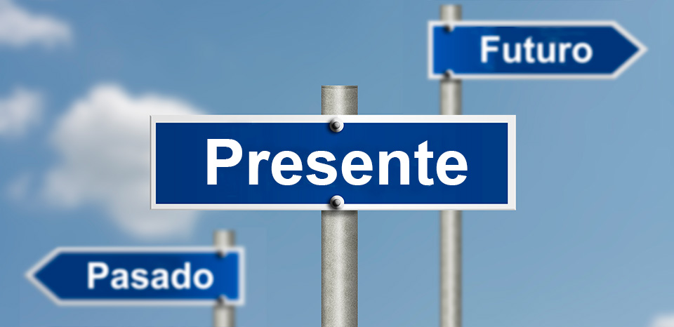 CuartoGrafía: Gramática: Presente, pasado y futuro