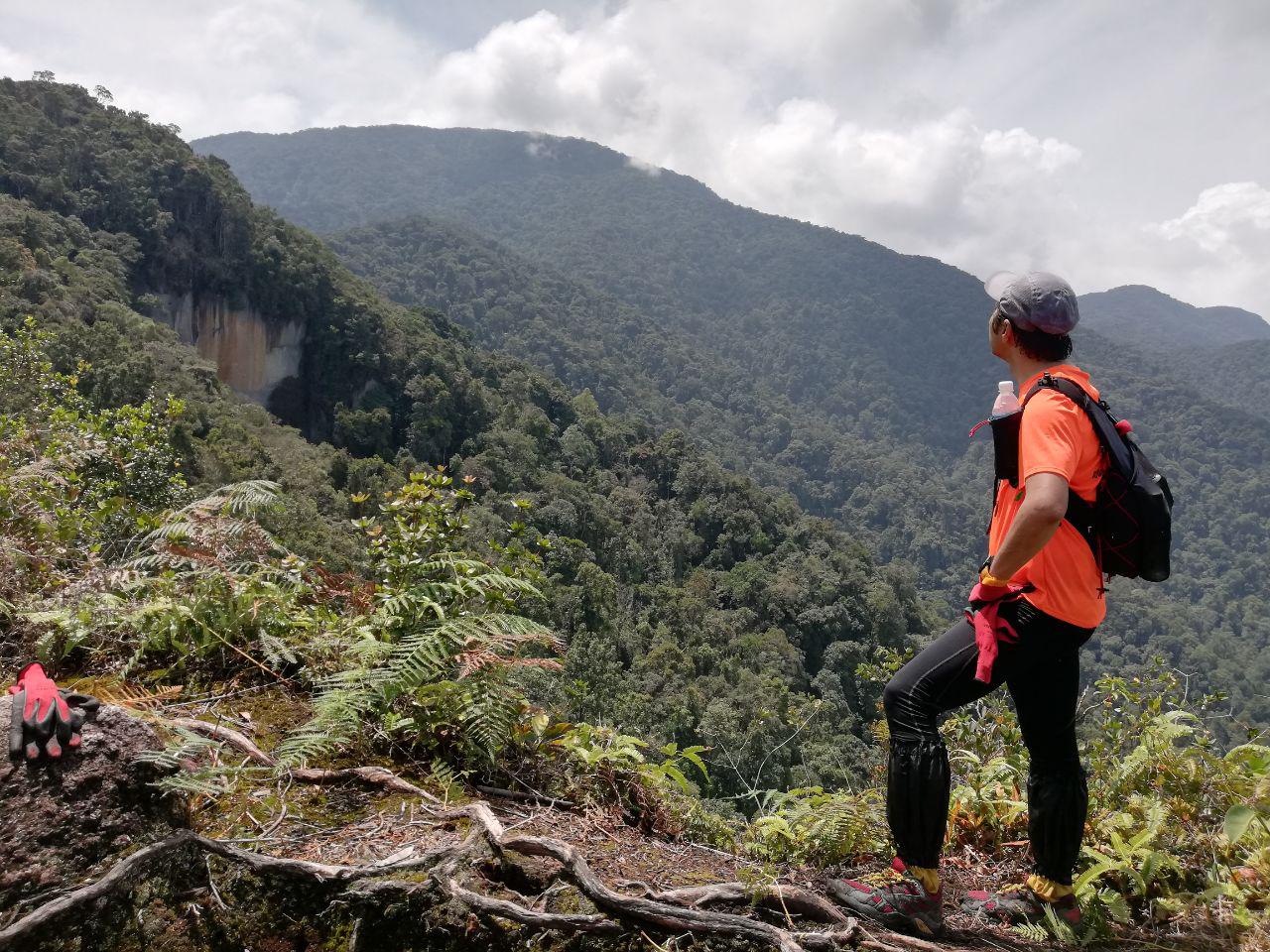 R U N N I N G: Gunung Batu Putih - Tapah, Perak