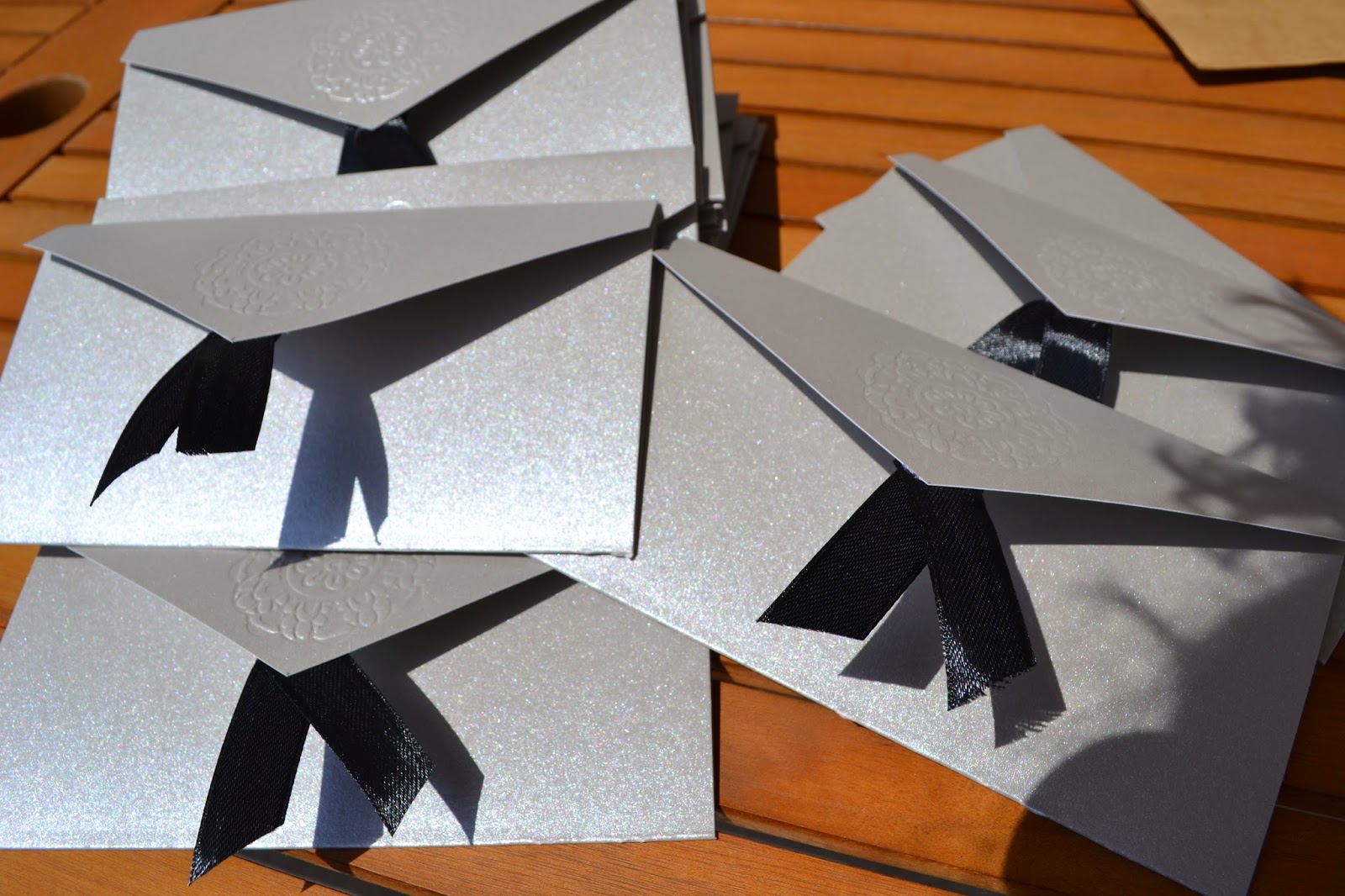 Chic Moments Decor : Invitatie banchet absolvire