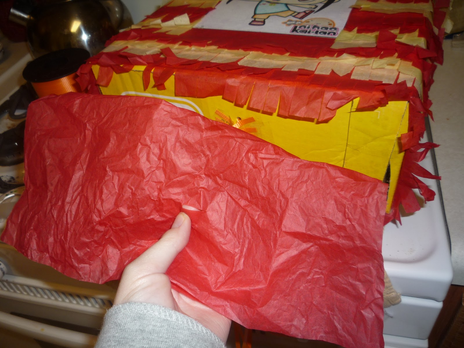 Desert Rose Quilts: DIY Custom Pull-String Pinata - No Mess!