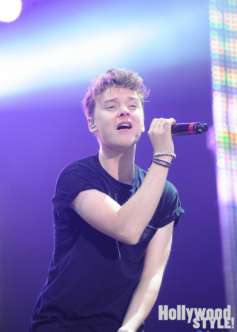 Conor Maynard: Increíble Presentación en el Lytham Proms Music Festival ...