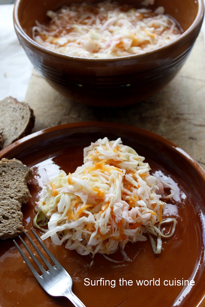 Surfing the world cuisine: Pickled cabbage / Marinuoti kopūstai