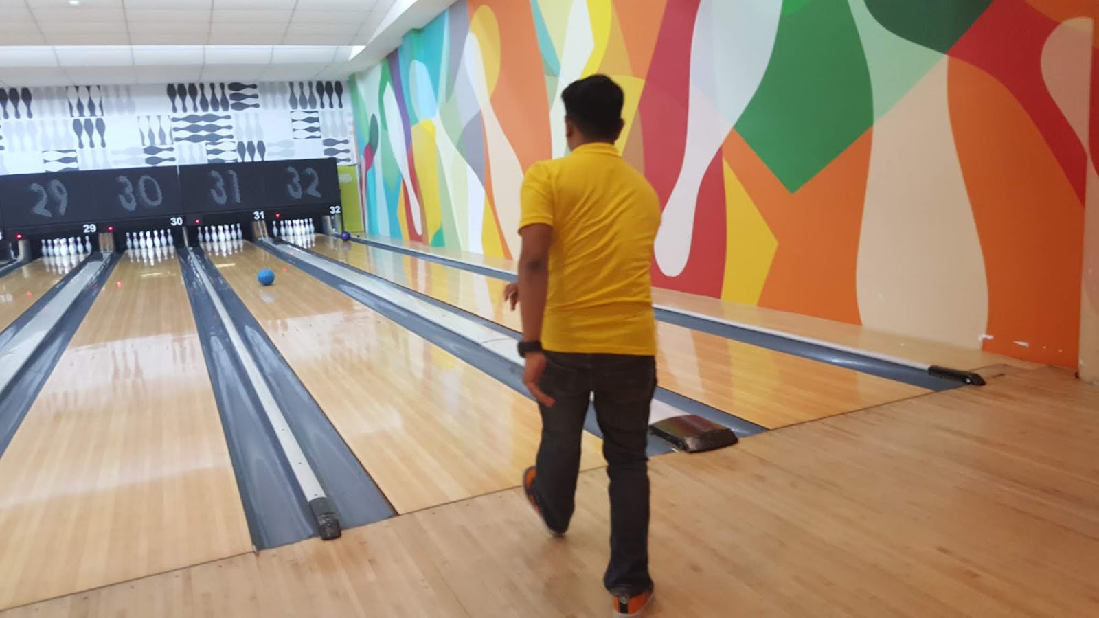 Meh Travel With Me!!: Pertandingan Bowling KSKR RHSM, Wangsa Walk
