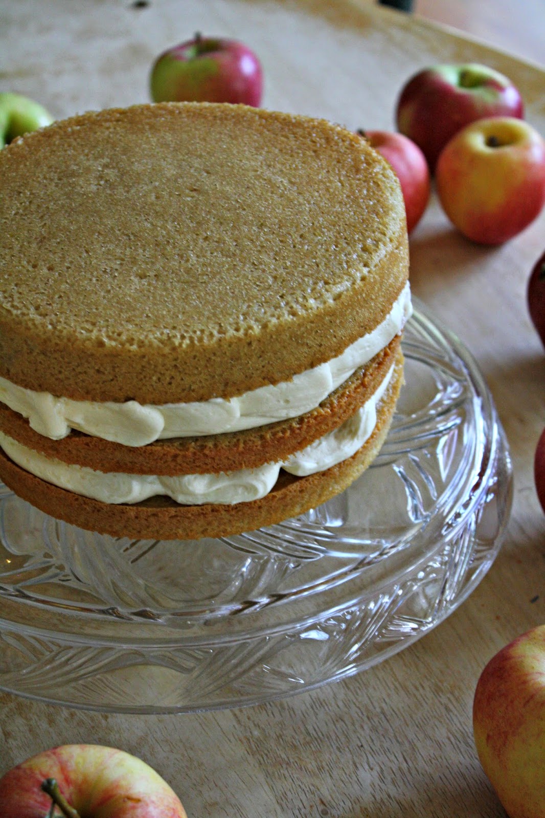 Emily Made That: Spiced Apple Cake
