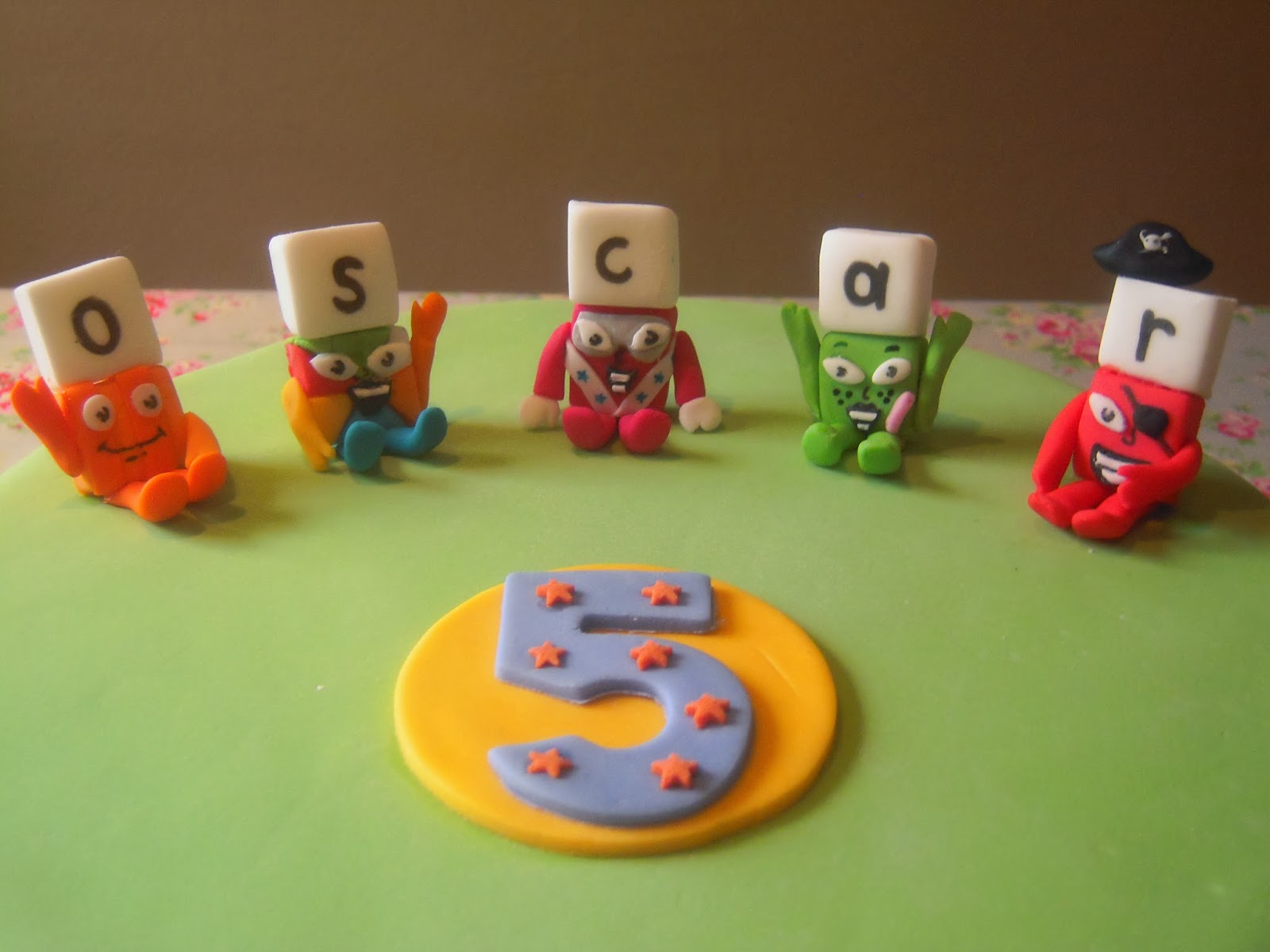 Eileen Atkinson's Celebration Cakes: Cbeebies Alphablock birthday cake