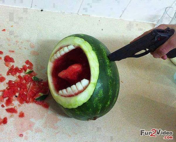 Weird Art Of Watermelon Carving | Fun2shh Funny Pictures