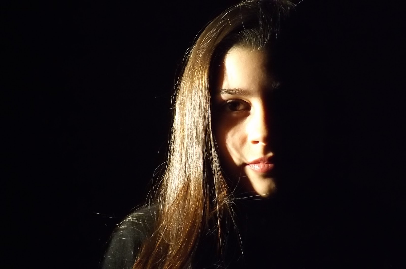 Cristian Larrain Fotos: TRABAJO LUZ Y SOMBRAS