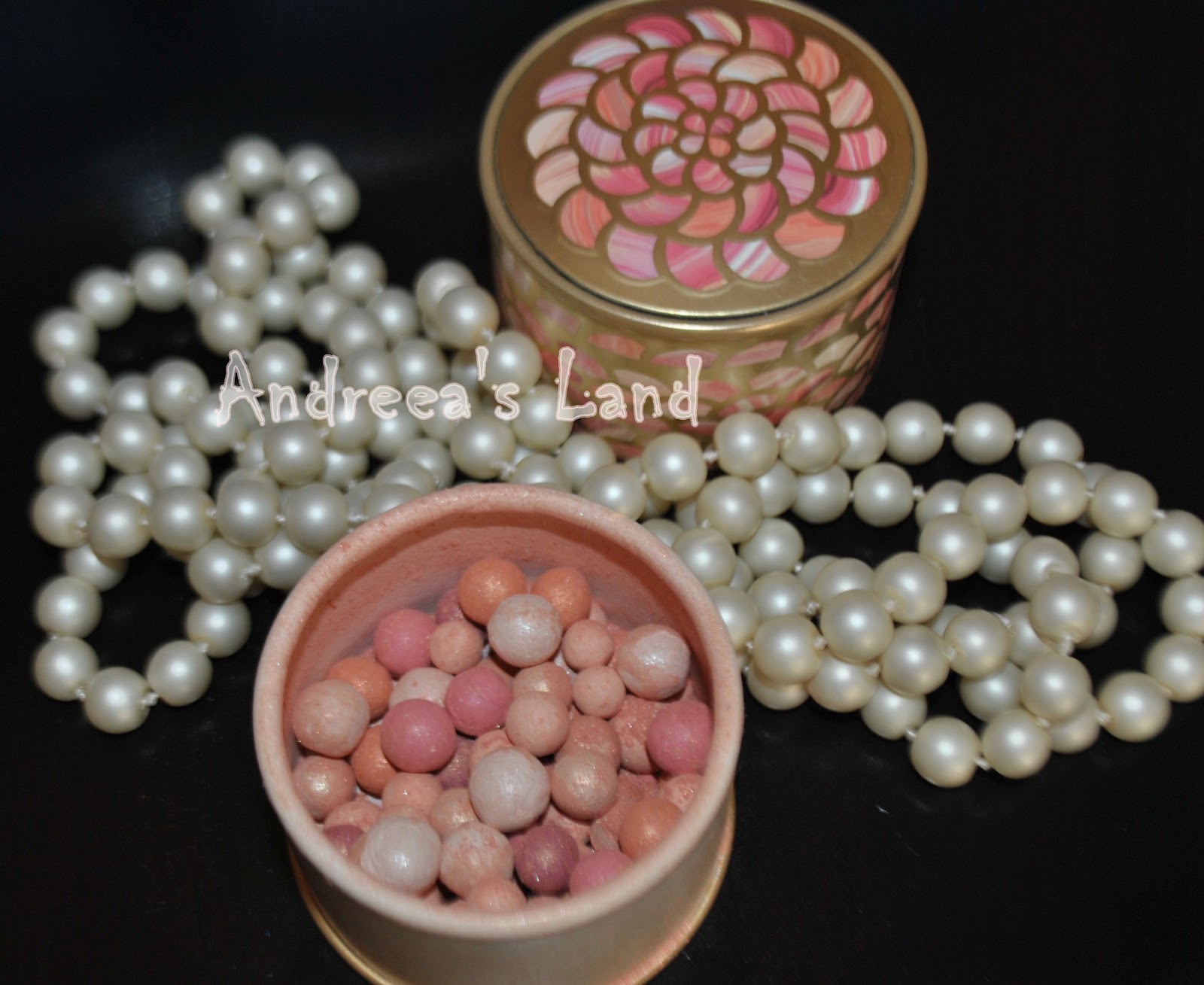 Overview: Guerlain - Meteorites Perles Teint Rose ~ Andreea's Land ♥