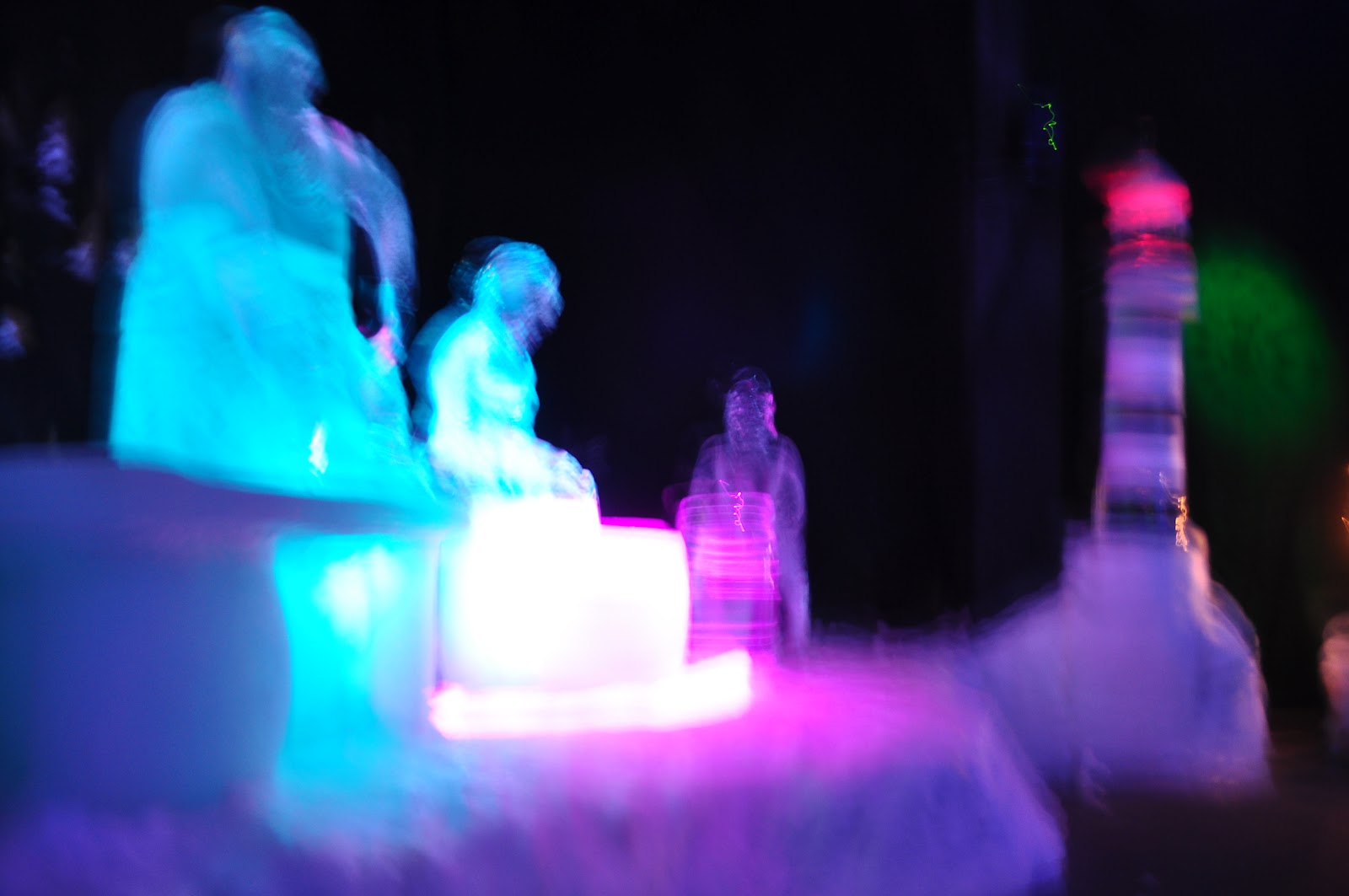 The Wayward Wanderer: Norway: Magic Ice in Svolvær