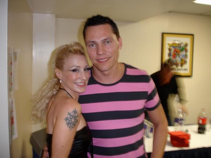 Nia Corsan: JES BRIEDEN