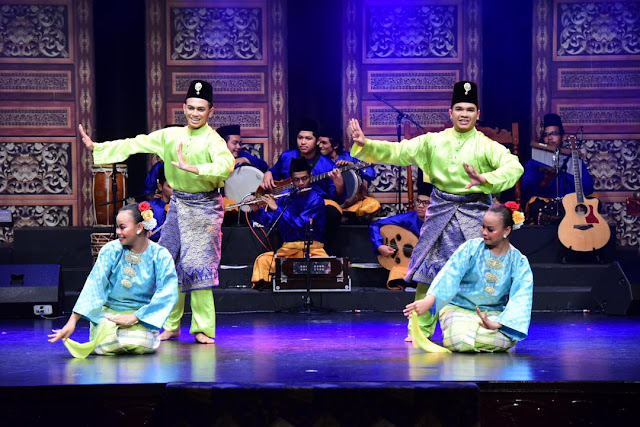 7KLIK: RAMPAI SARI TARI MALAYSIA, TAMPIL PERSEMBAHAN HEBAT PENUH WARNA ...