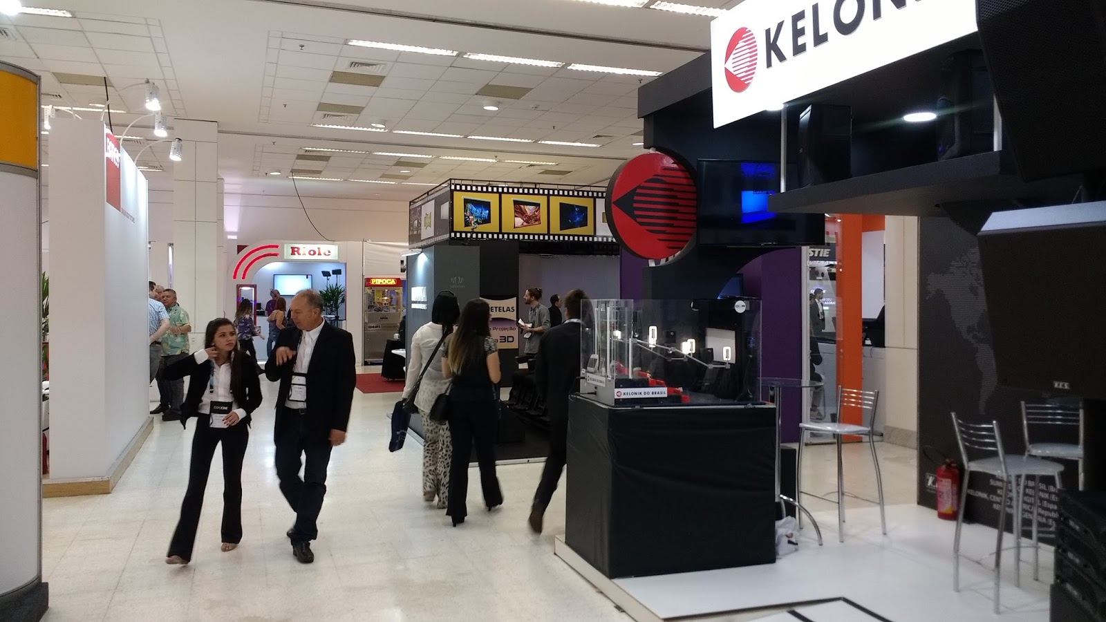 :: Expocine 2017 Fotos | Isiflix Pro | Isidore Films