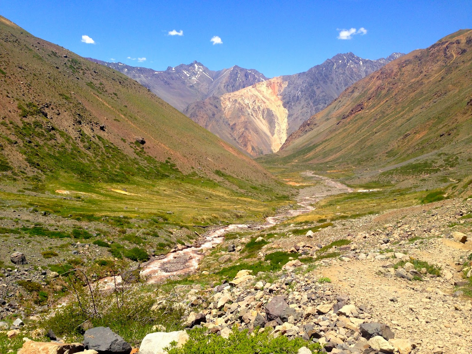 Monumento Nacional el Morado - Atril de Viajes