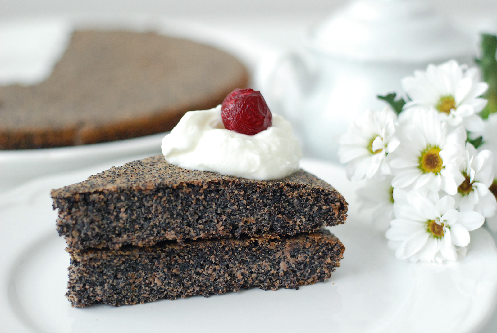 poppy seed cake/ makovec - Boulevard de Prague