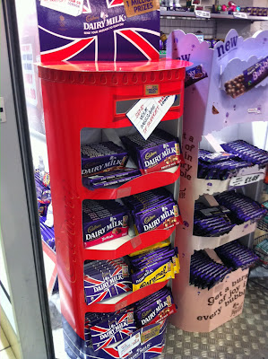 MESH IN-STORE INSPIRATION: Cadbury Display Units