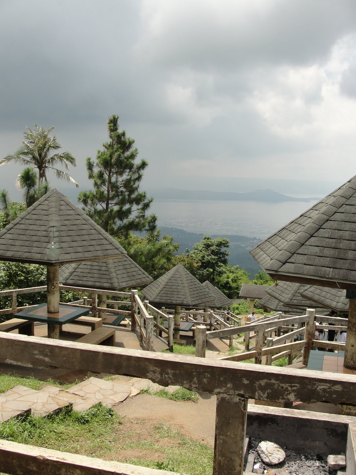Jellybean74170: Tagaytay Day Trip - Picnic Grove and Zipline