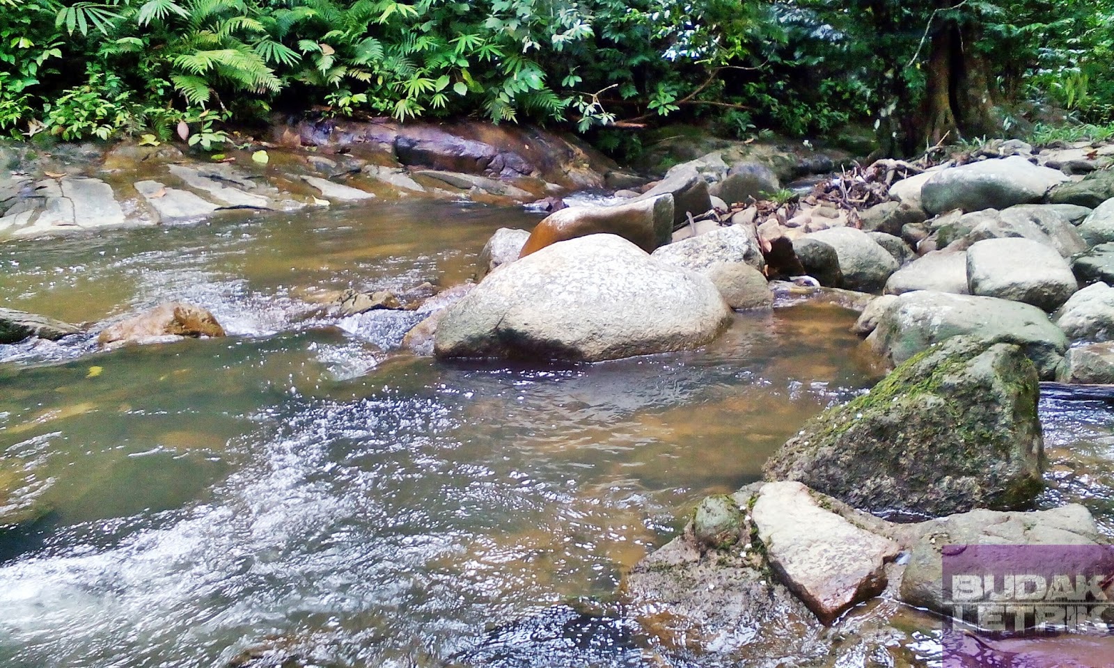 Budak Letrik: Menjejak Air Terjun Lata Mengkuang, Sik Kedah