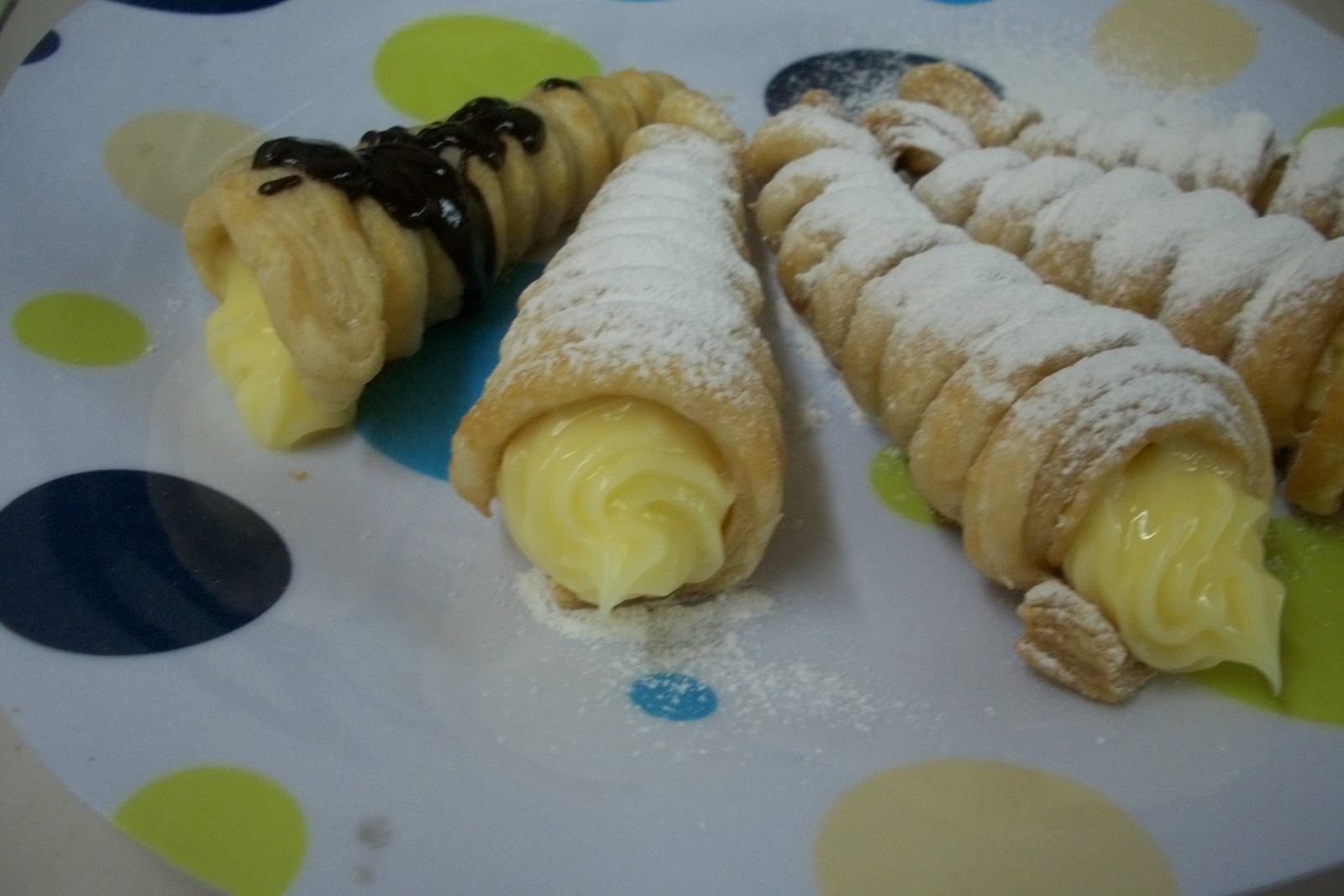 PostresFilyAnn: Barquillos rellenos Panadería Mexicana Tradicional