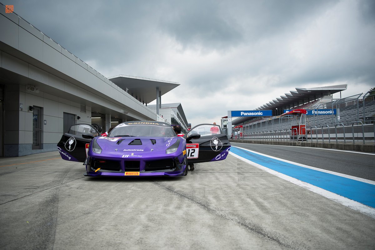 Angie King Carries Philippine Flag at 2017 Ferrari Challenge Asia ...