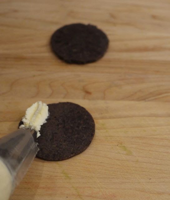 Sapere Aude, Incipe!: An elBulli Snack: 1107 Black Olive Oreo with ...