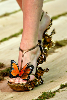Fashion Today: Alexander McQueen butterflies Dress