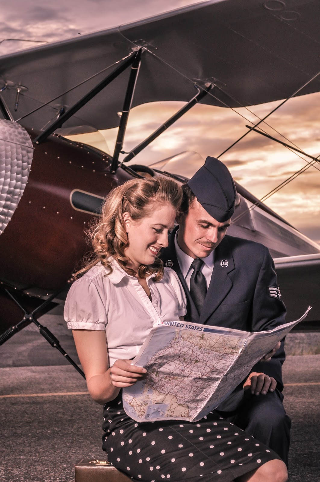 Vintage Airport Photoshoot - Logan Utah Family Photographer