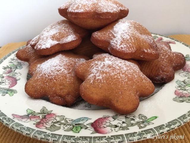 Mayuri's Jikoni: 616. Kabalagala (Ugandan Pancakes)#BreadBakers