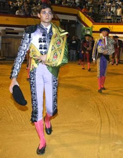 La magia del toreo: Gómez sorprende en Algemesí