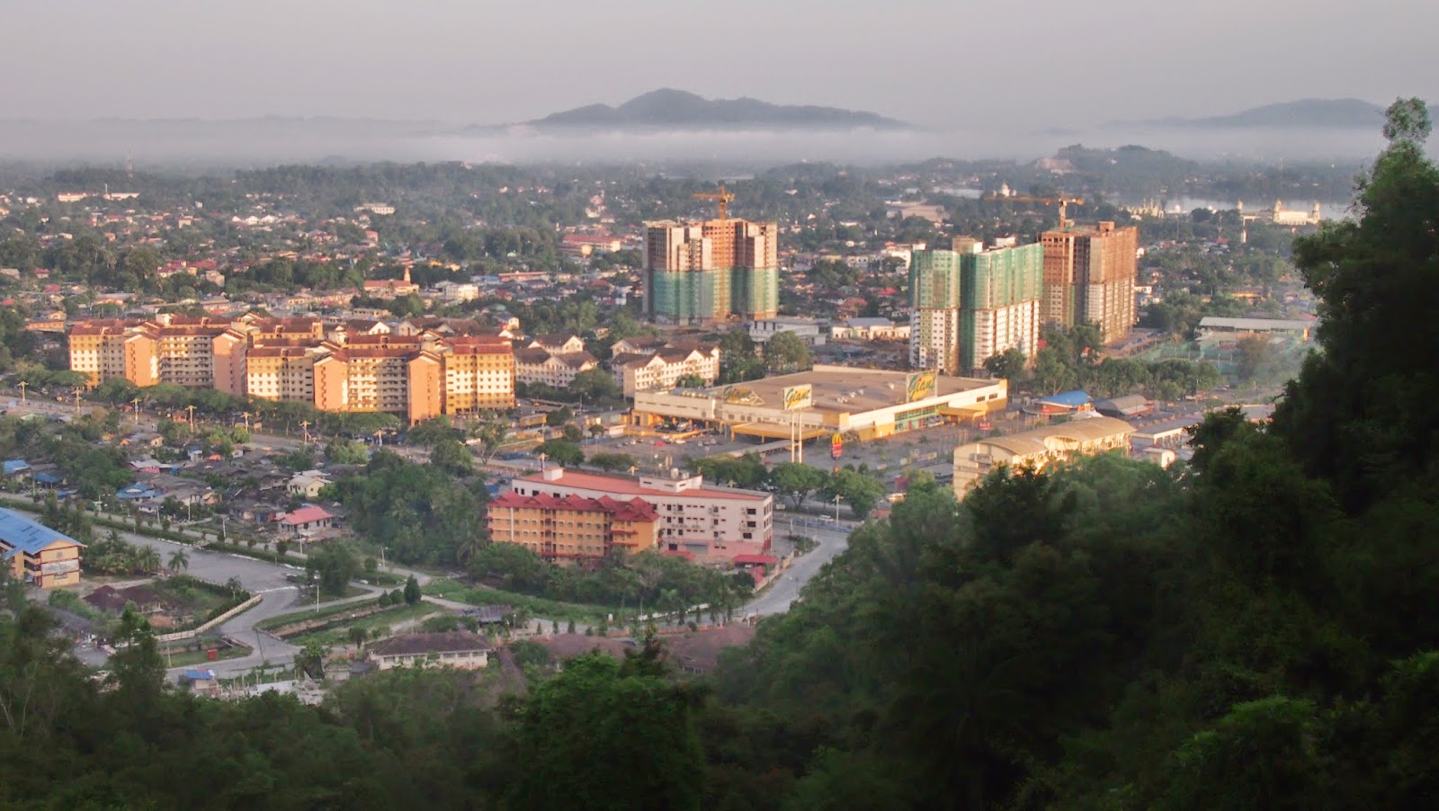 jejalan2je: Jogging: Bukit Besar, Kuala Terengganu.