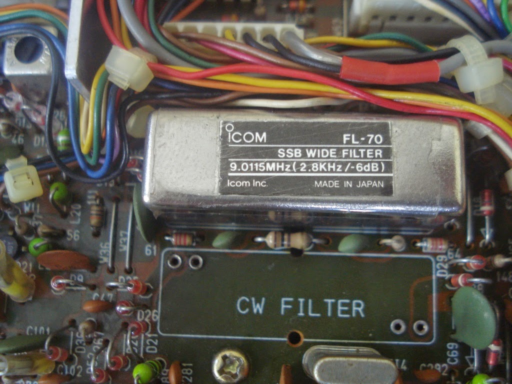 Bintan-Radio: ICOM IC-726 with FL-70 ( Dual Band HF + 6m ) - Terjual ...