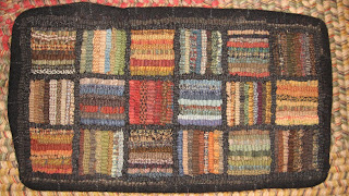 Country Freckles: RED BARN RUGS>>