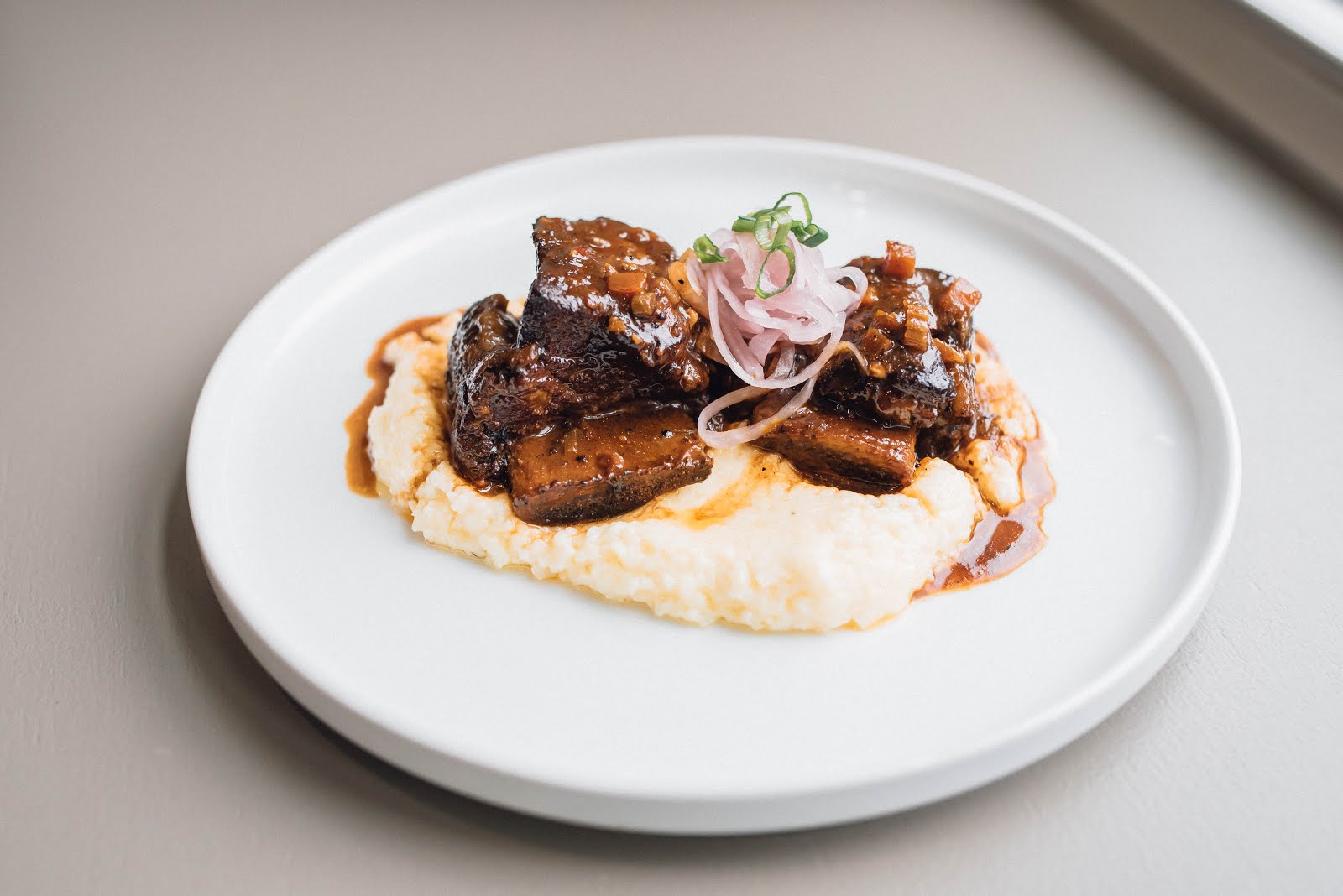 Bite and Booze: Jay D's Bites: Coffee Rub Braised Short Ribs with Grits
