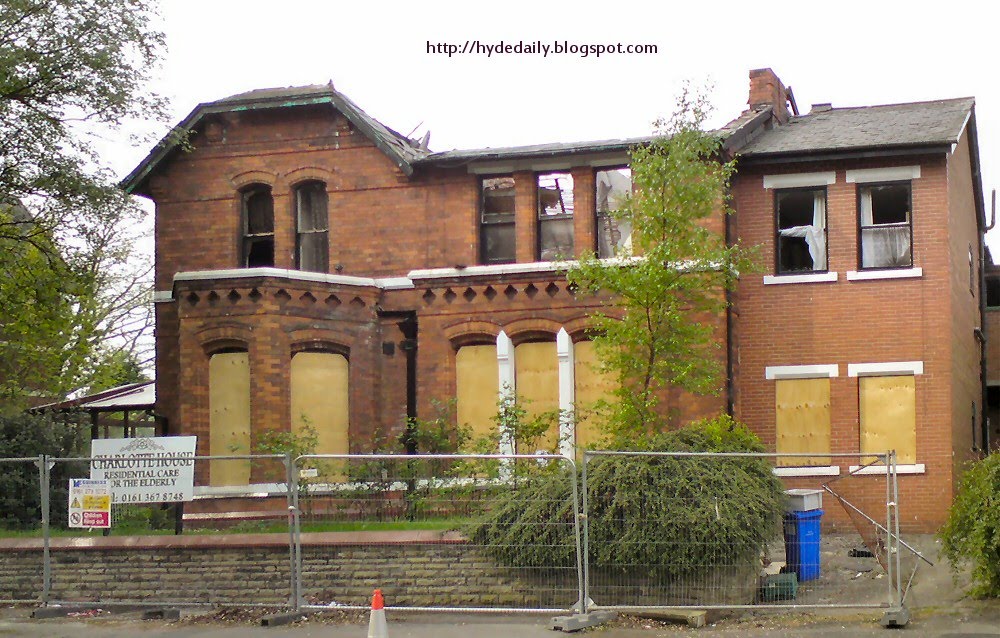 Hyde Daily Photo Volume 2 (2011-2015): Charlotte House